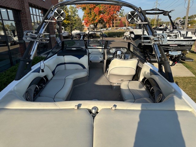 2014 Malibu Boats 21 VLX (Pre-Owned) #K0481 - Minnesota Inboard Water ...